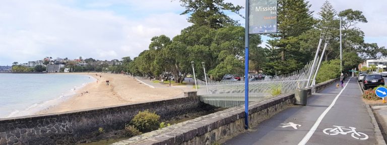 300+ Epic Walks Await You in New Zealand | Freewalks.nz