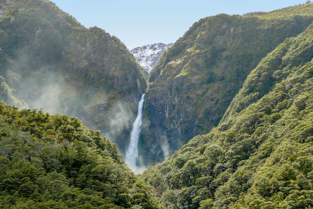 32 Best Waterfall Walks in New Zealand