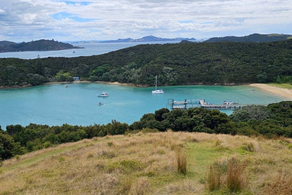 Otehei Bay and Cable Bay Loop - Urupukapuka Island - Freewalks.nz